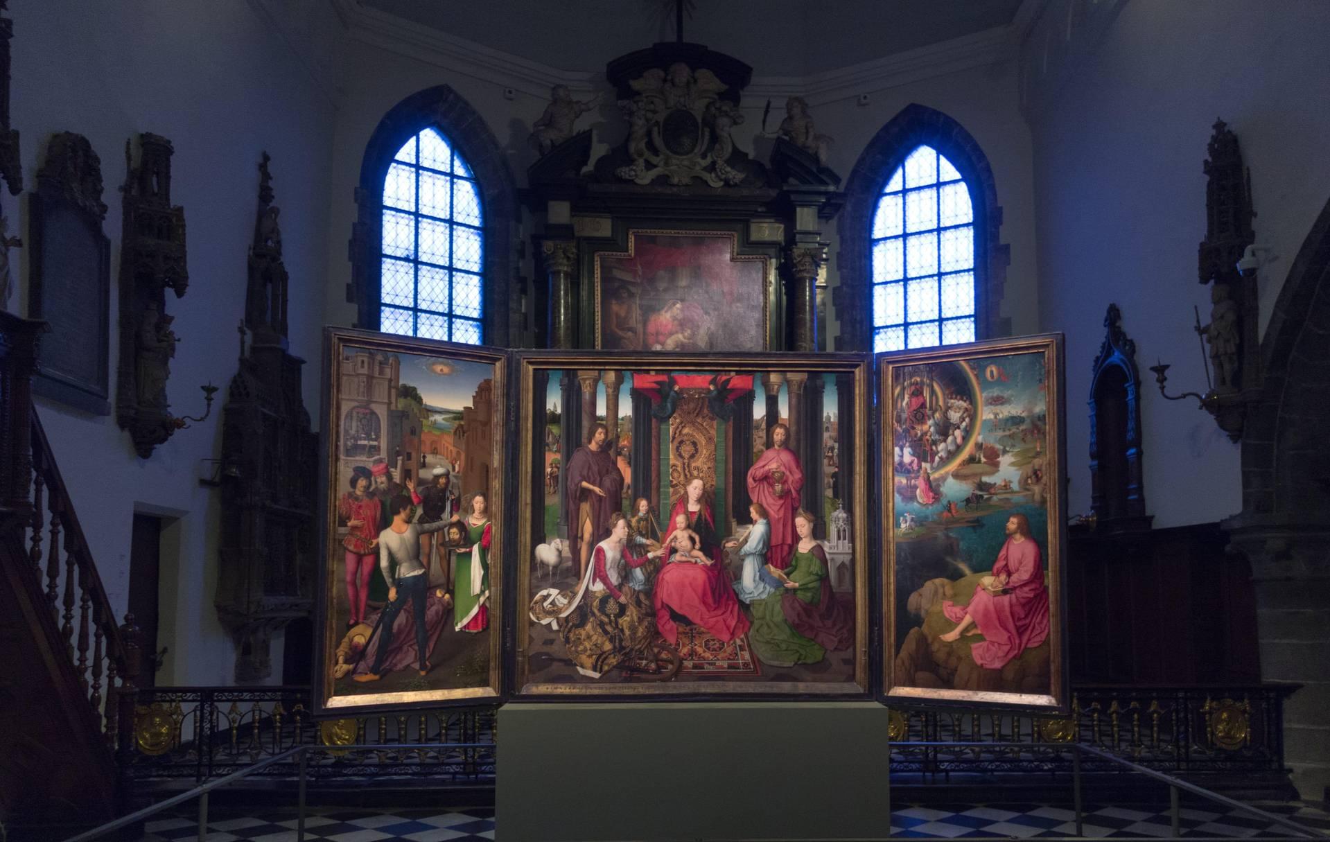 Triptyque de Jean le Baptiste et de Jean l'Évangéliste de Hans Memling ...